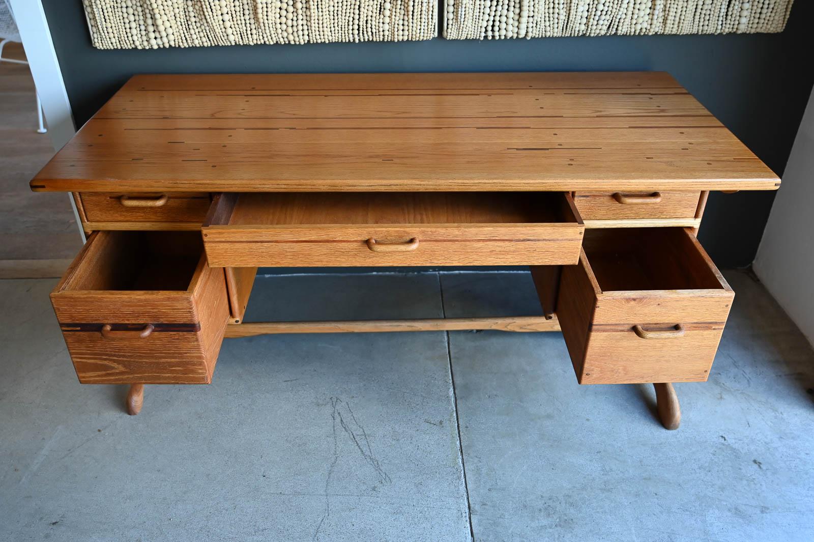 Escritorio a medida de Robert Squire Bierbaum, 1995 en venta en 1stDibs