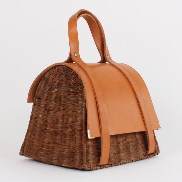 Bespoke Leather and Willow Bark Handbag - Le Précieux For Sale at 1stDibs