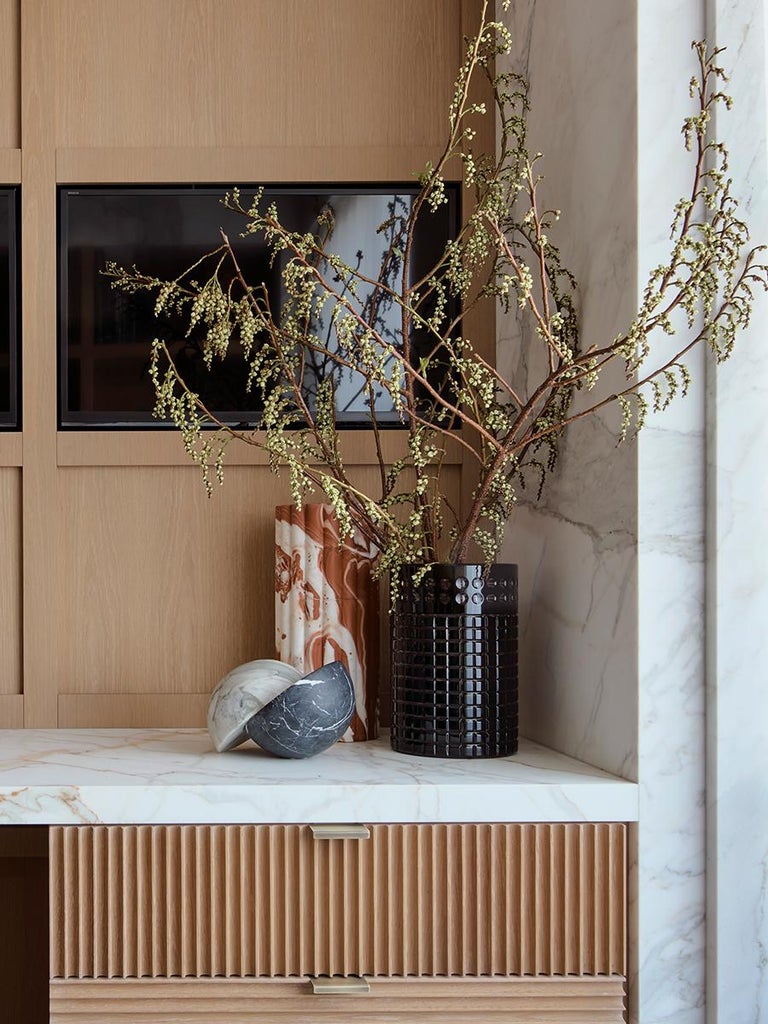 Beta Crystal Black Vase by Greg Natale For Sale at 1stDibs