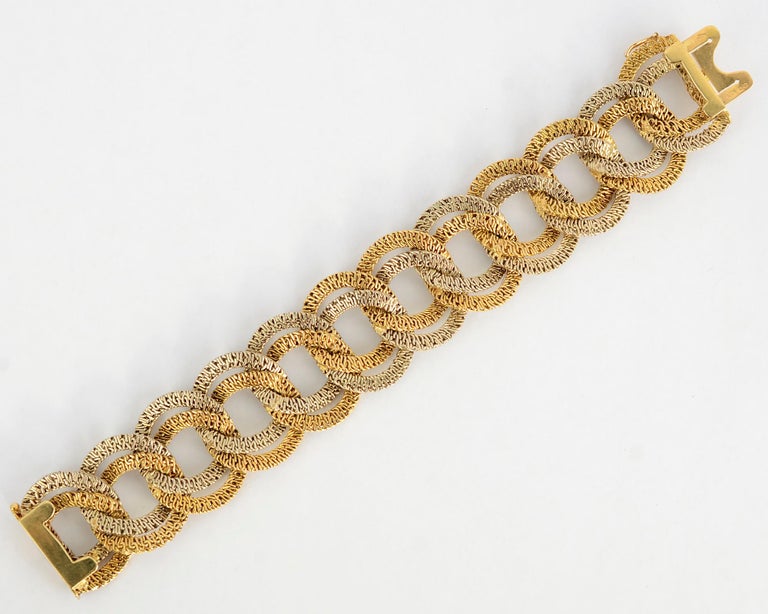 Bicolor Gold Overlapping Links Bracelet For Sale at 1stDibs