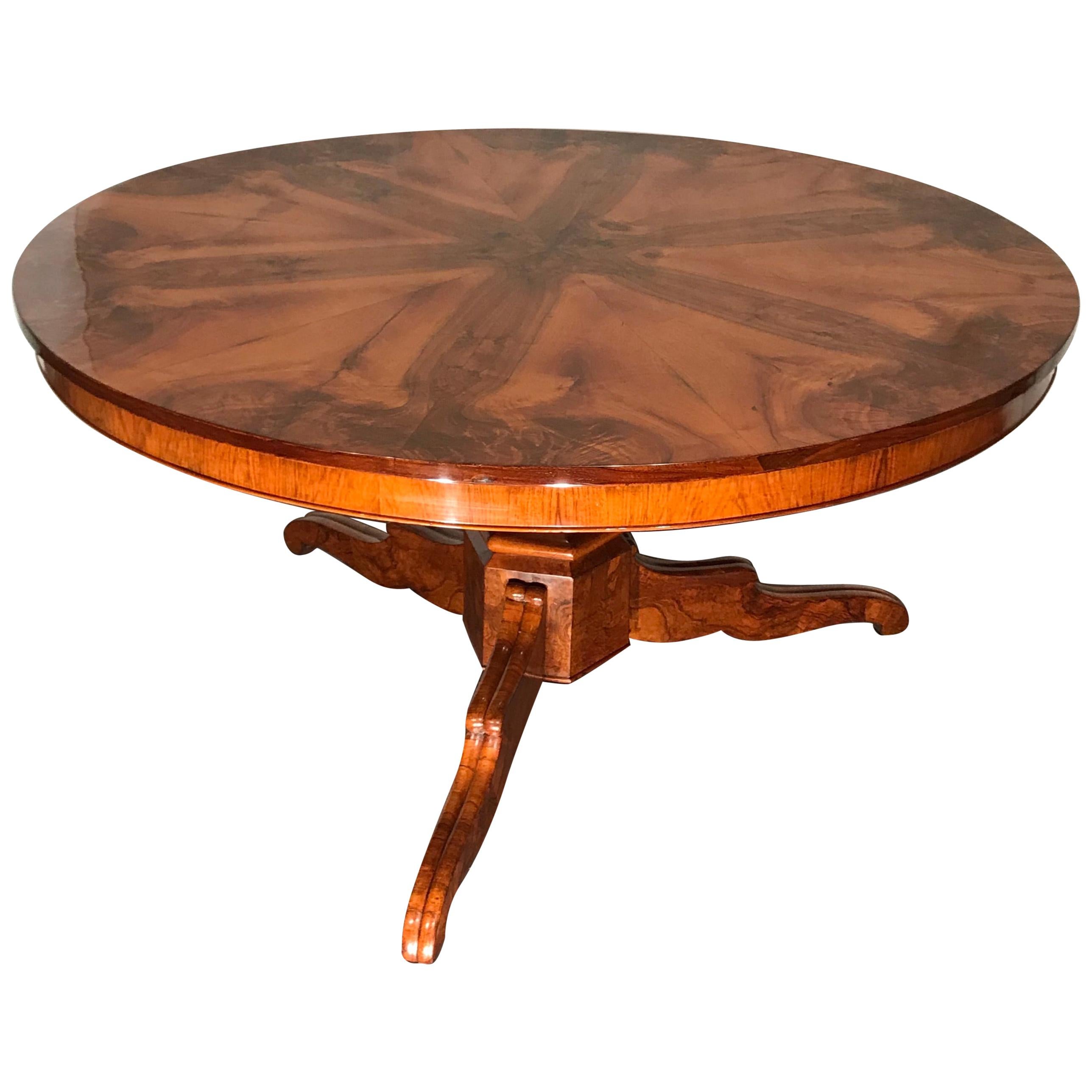 Biedermeier Dining Table, Munich 1820, Walnut For Sale at 1stDibs
