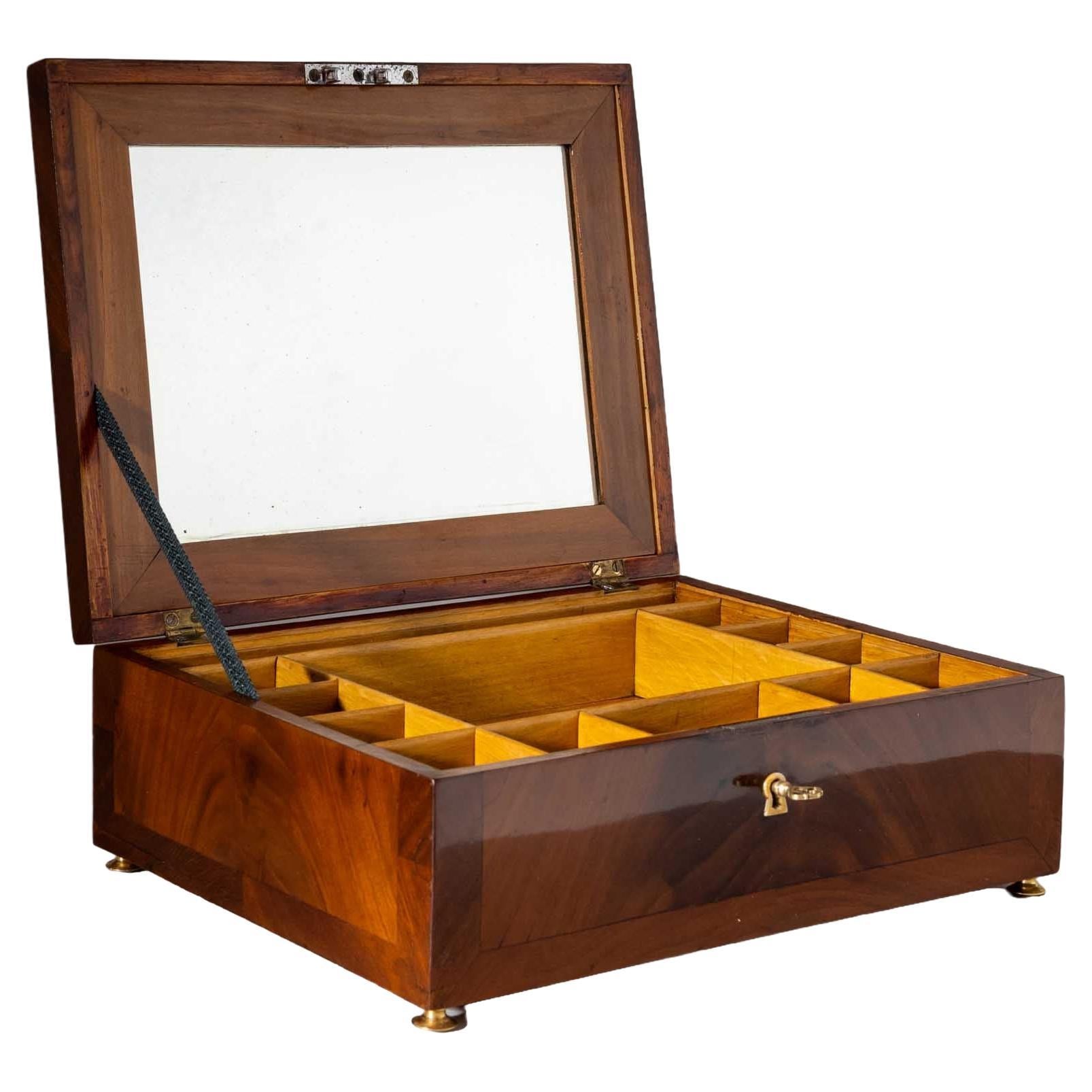 Green Tortoiseshell and Brass Boulle Jewelry Box, 19th Century at 1stDibs