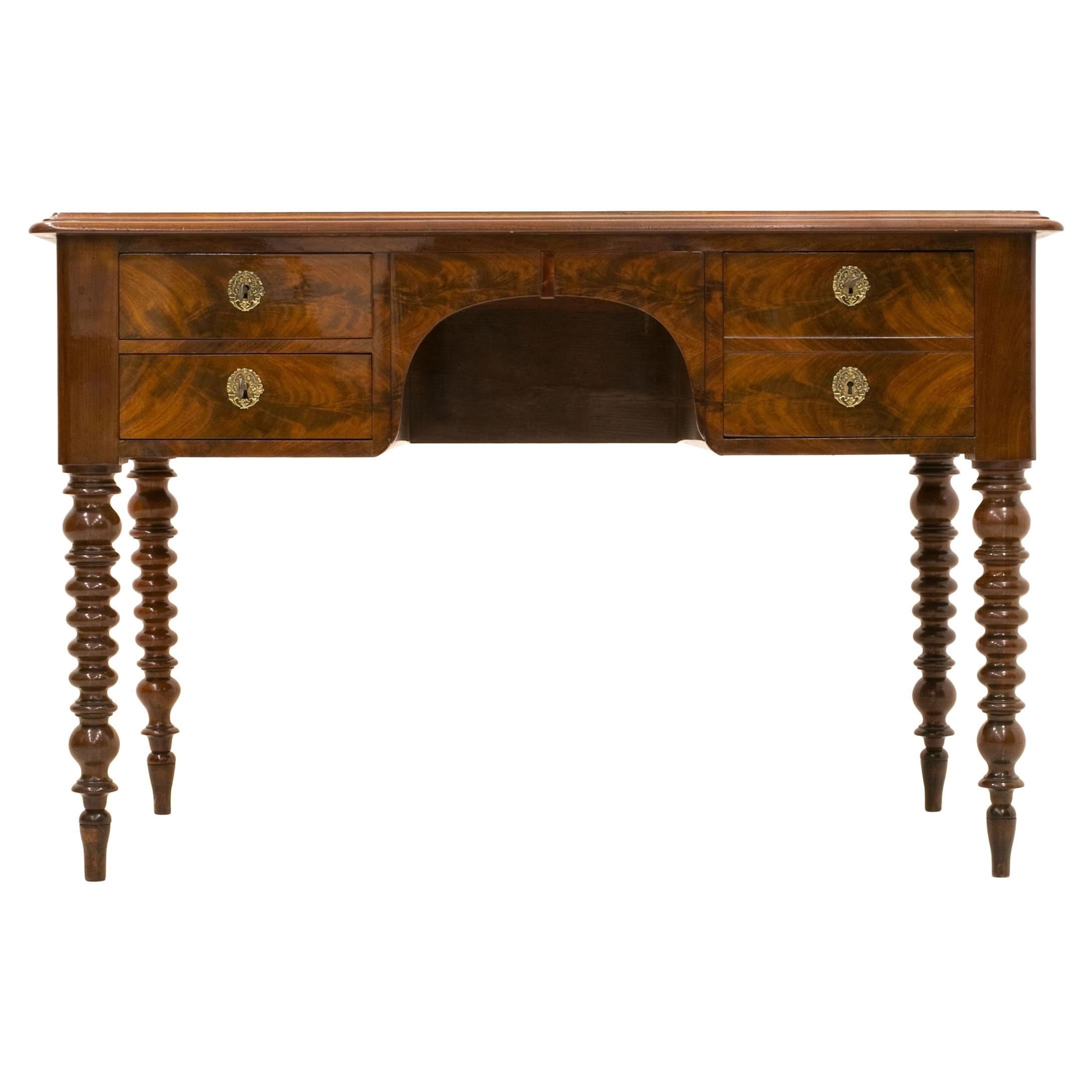 German Desks and Writing Tables - 153 For Sale at 1stdibs