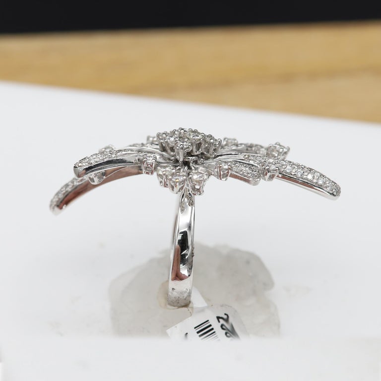 Big Flower Ring Diamond Flower 18 Karat White Gold at 1stDibs