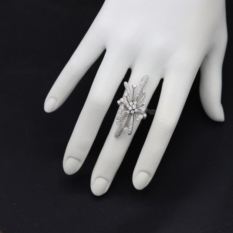 Big Flower Ring Diamond Flower 18 Karat White Gold at 1stDibs