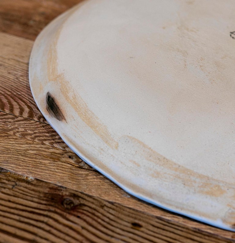 Big Round Plate in hand painted Ceramic with Bird For Sale at 1stDibs