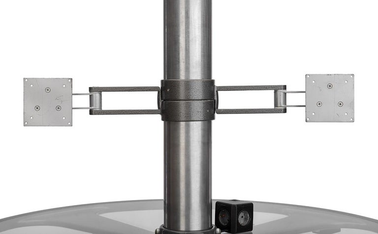 Big Round Work and Presentation Table For Sale at 1stDibs