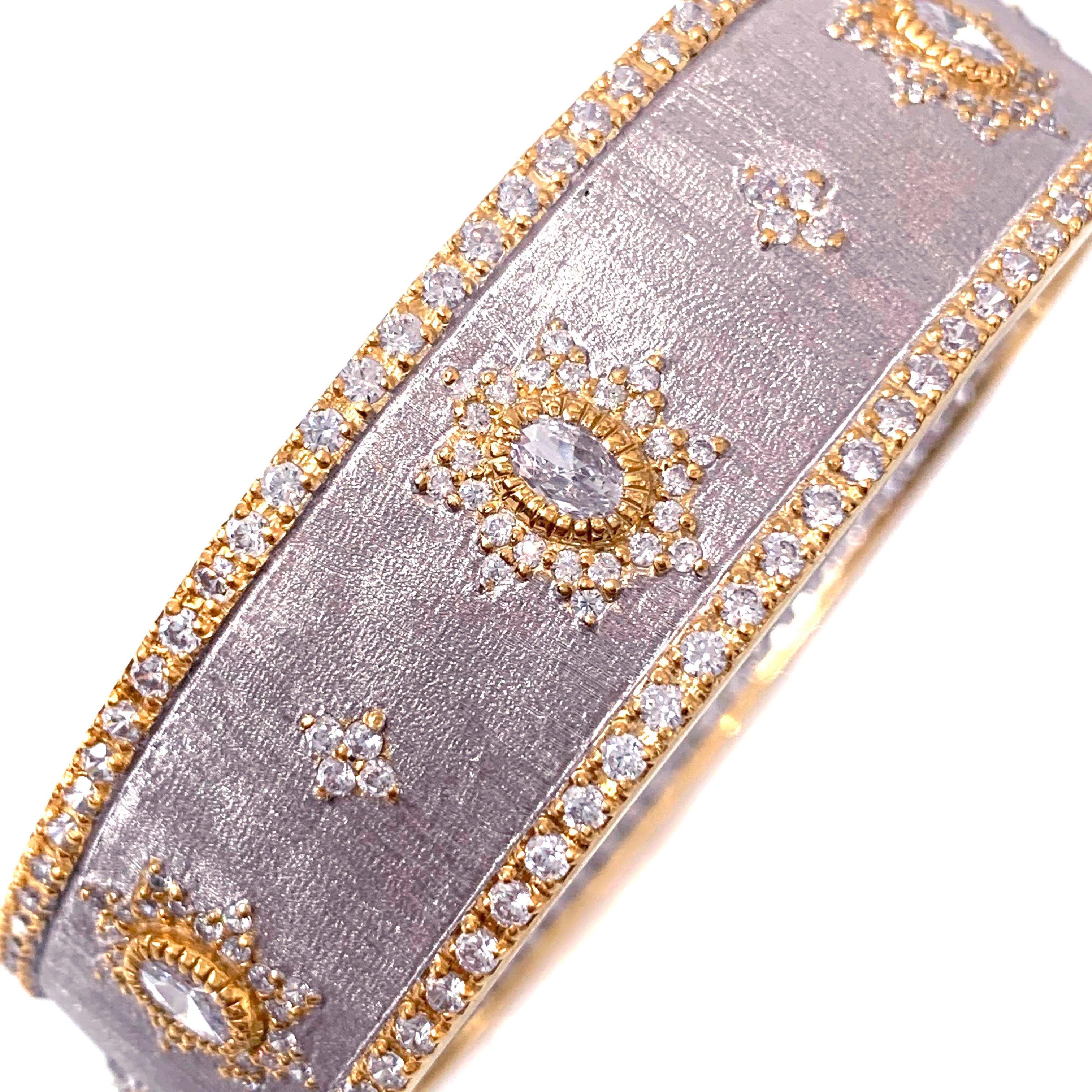 Bijoux Num Hand-engraved Star Pattern Two-tone Bangle Bracelet at ...