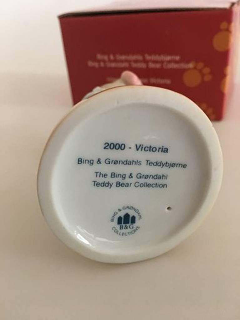Bing and Grøndahl Victor and Victoria's Family Victoria 2000 Teddy Bear ...