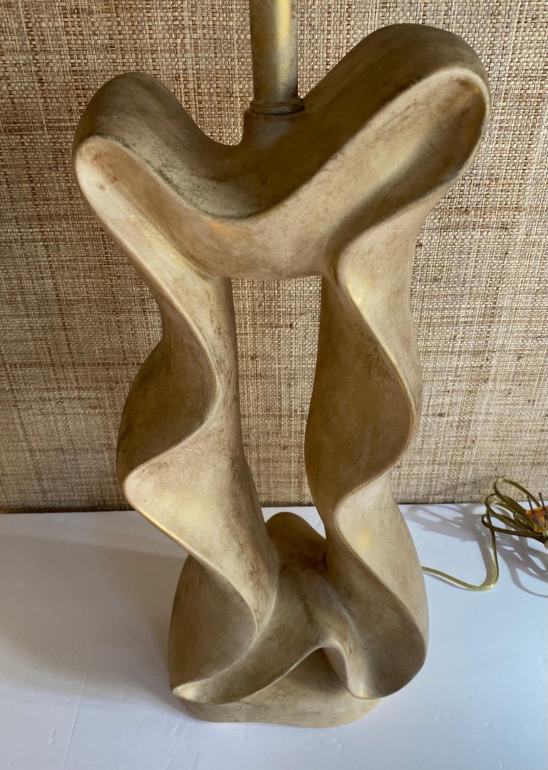 Biomorphic Post-Modern Freeform Ribbon Motif Plaster Table Lamp by Jaru ...
