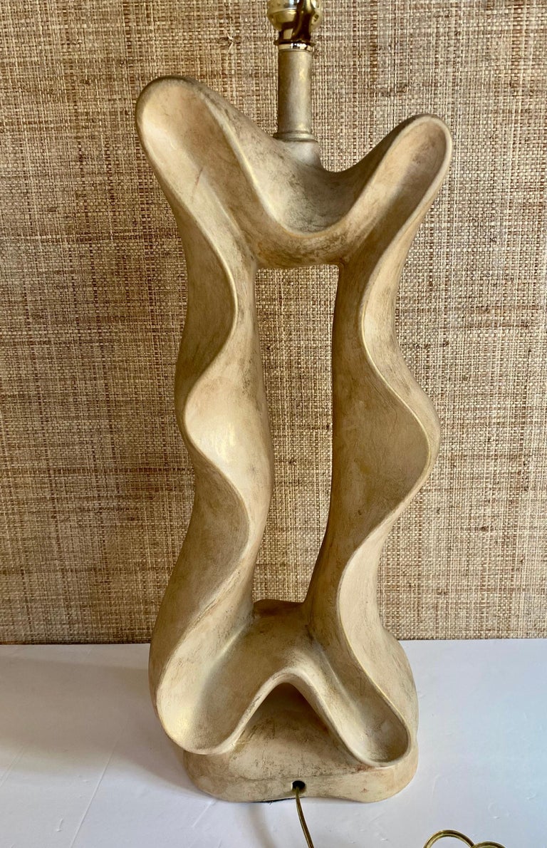 Biomorphic Post-Modern Freeform Ribbon Motif Plaster Table Lamp by Jaru ...