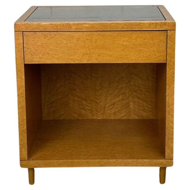 Birds eye maple end table -single For Sale at 1stDibs