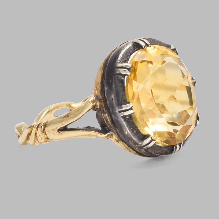 BL Bespoke Yellow Citrine Solar Ring For Sale at 1stDibs