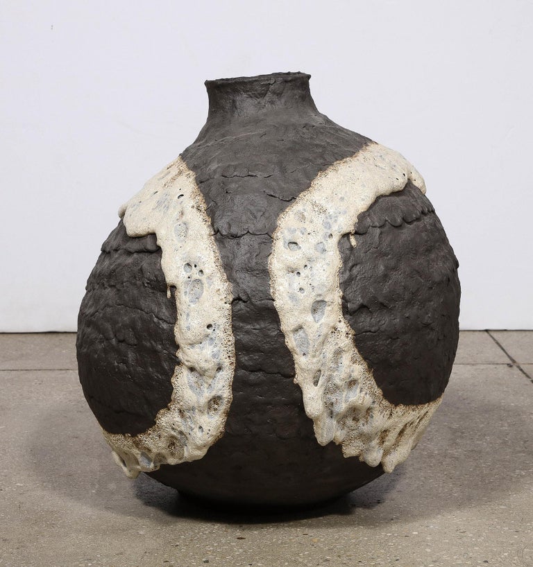 Black and White Ceramic Vase by Shizue Imai For Sale at 1stDibs