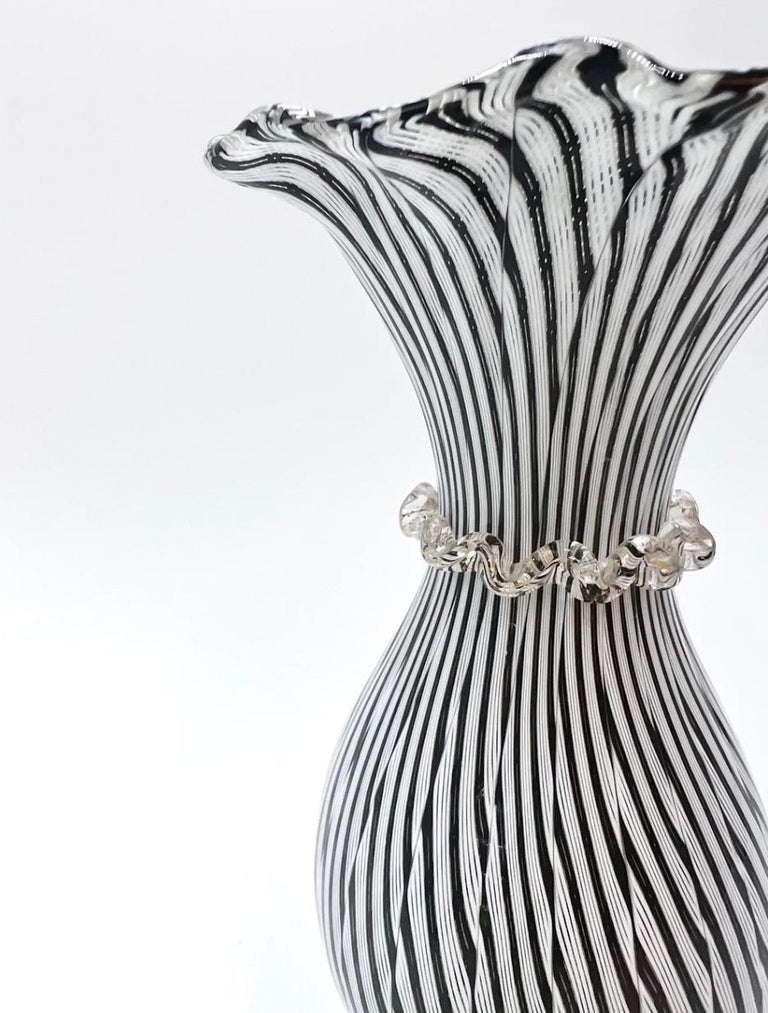 Black and White Murano Glass Vase in Filigree, 1950s For Sale at 1stDibs