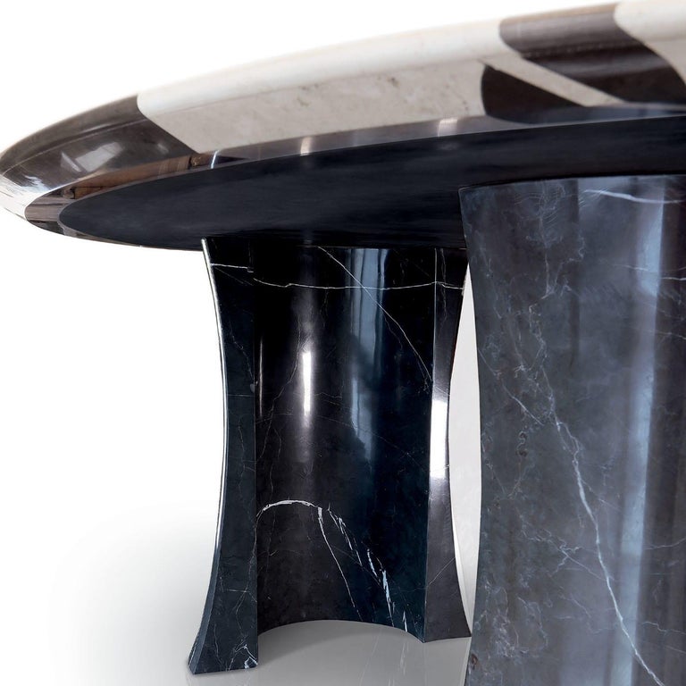 Black and White Oval Marble Table For Sale at 1stDibs