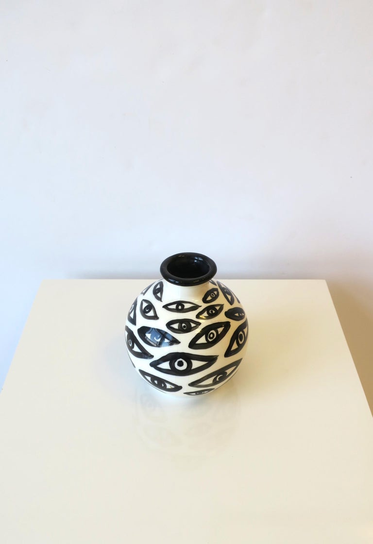 Black and White Pottery Vase with Eye Design For Sale at 1stDibs