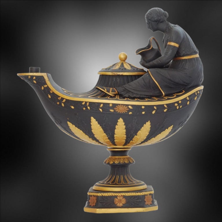 Black Basalt and Gilt Vestal Lamp, Wedgwood, circa 1800 For Sale at 1stDibs