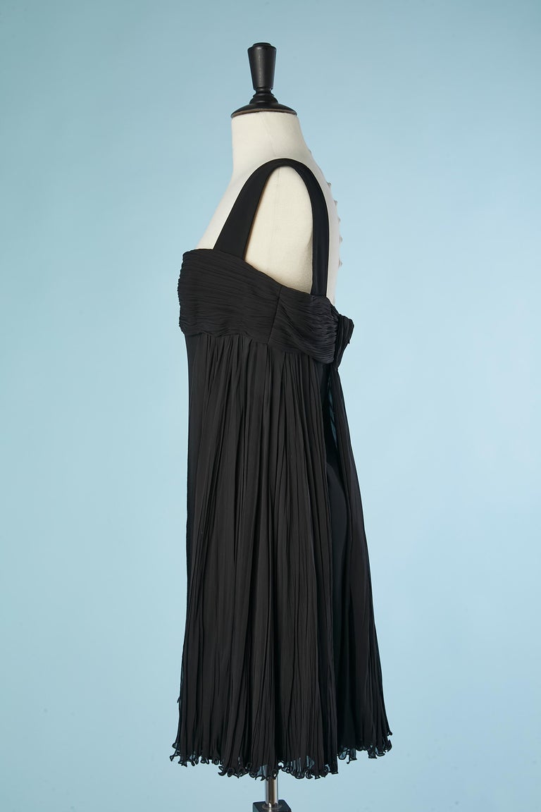 Black cocktail dress with pleated side Versace For Sale at 1stDibs