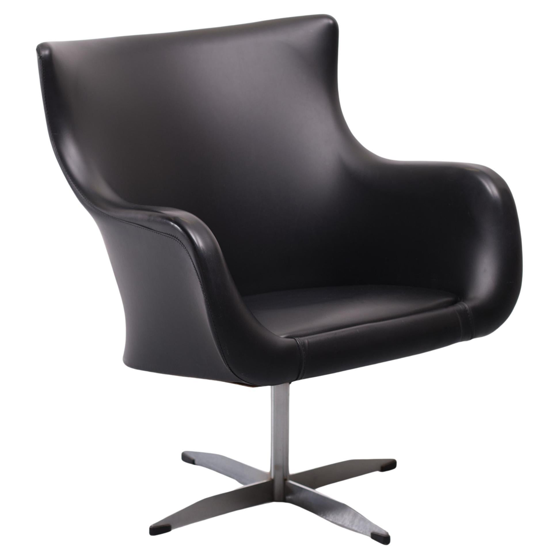 Black Leather Lounge Chairs, France For Sale at 1stDibs