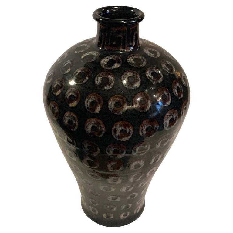 Black Ground with Hand Painted Circle Pattern Vase, China, Contemporary ...