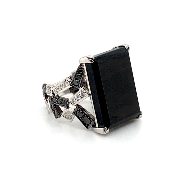 Black Jade Ring with Black and White Diamonds Setting 18k Gold For Sale ...
