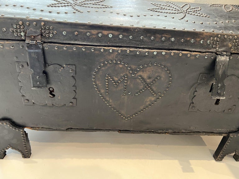Black Leather Chest on Stand For Sale at 1stDibs
