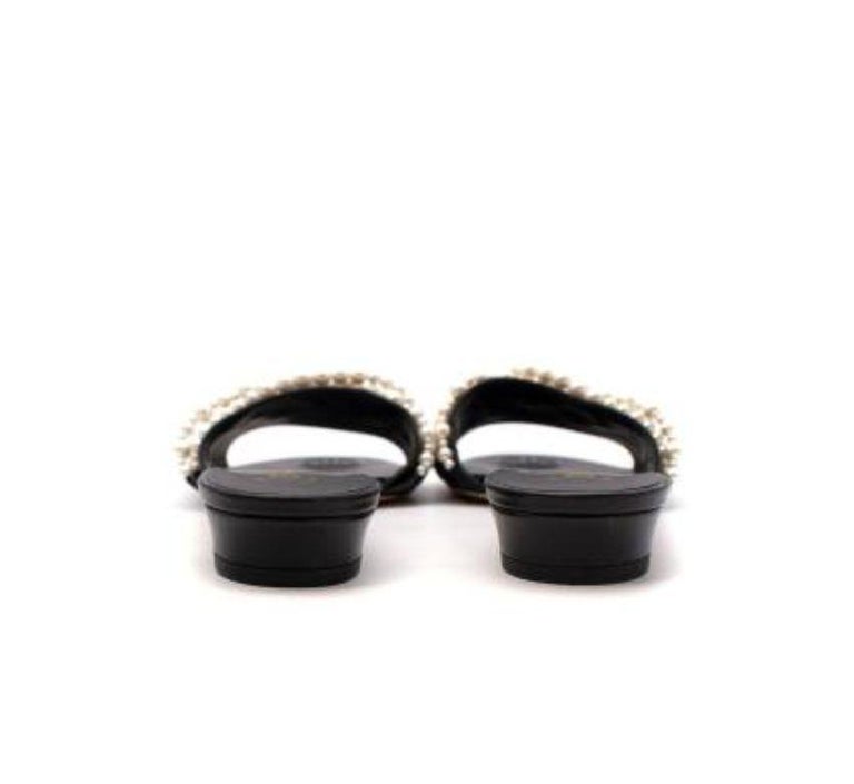Black Leather Faux-Pearl Embellished Sliders For Sale at 1stDibs