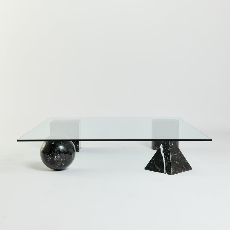 Black Marble Metafora Coffee Table by Massimo and Lella Vignelli for ...