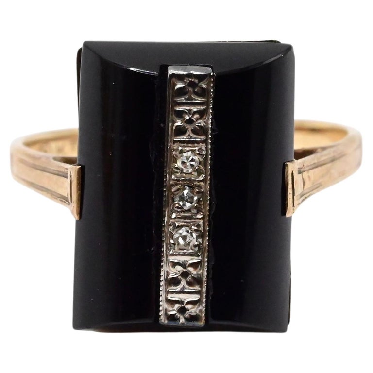 Black Onyx and Diamond 10k Yellow Gold Ring For Sale at 1stDibs