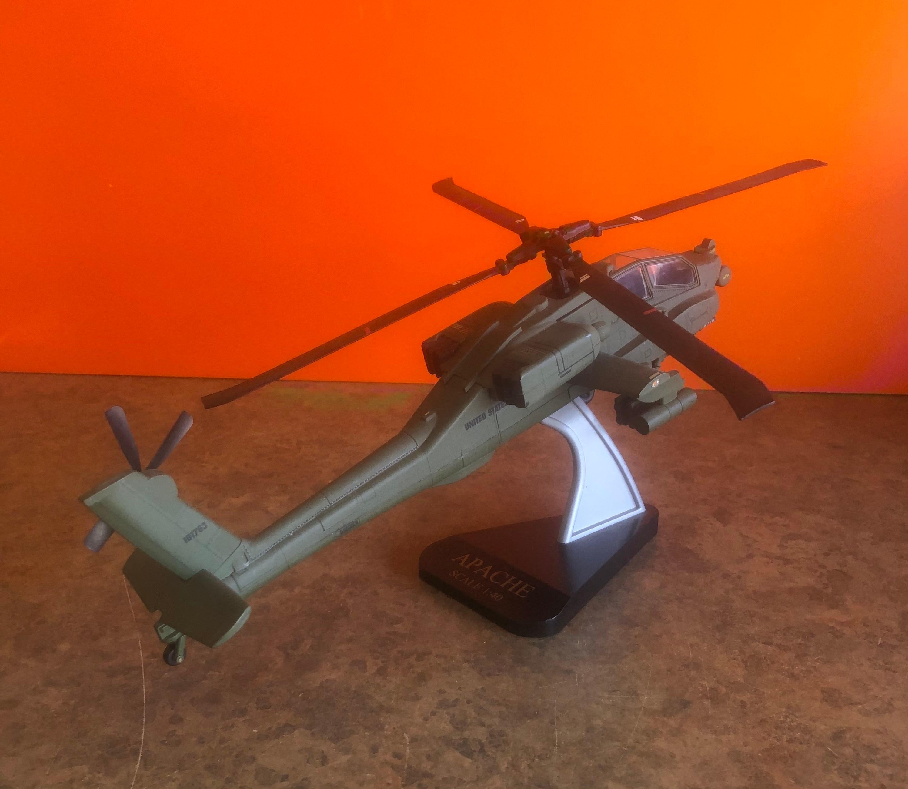 Blackhawk Helicopter Contractor Desk Model at 1stDibs | helicopter scp