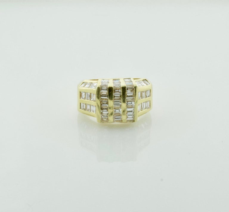 Blingy Diamond Ring in 18 Karat Yellow Gold 2.05 Carat For Sale at 1stDibs