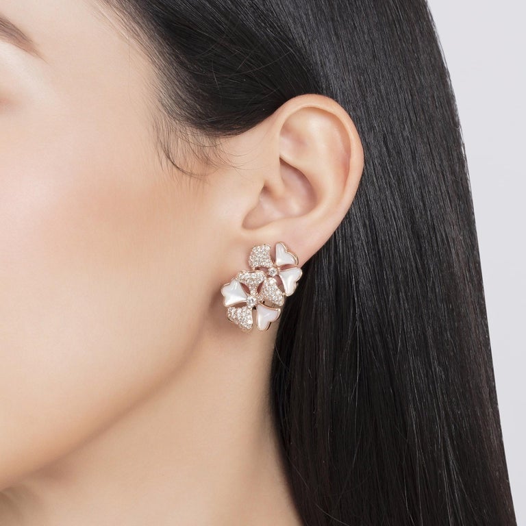 Bloom Diamond and White Mother-of-pearl Cluster Earrings in 18k Yellow Gold For Sale at 1stDibs