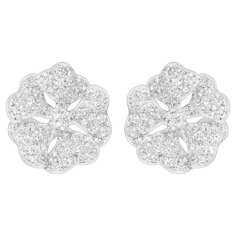 Bloom Gold and Pavé Diamond Small Stud Earrings in 18k White Gold For ...