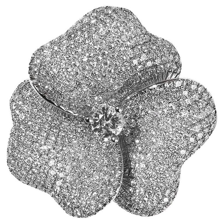 Bloom Large Flower White Diamond Ring in White Gold For Sale at 1stDibs