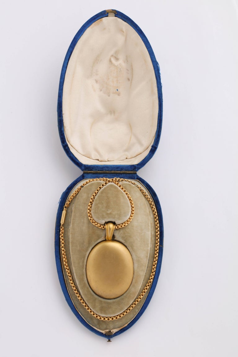 Bloomed Gold Large Locket at 1stDibs | original gold locket