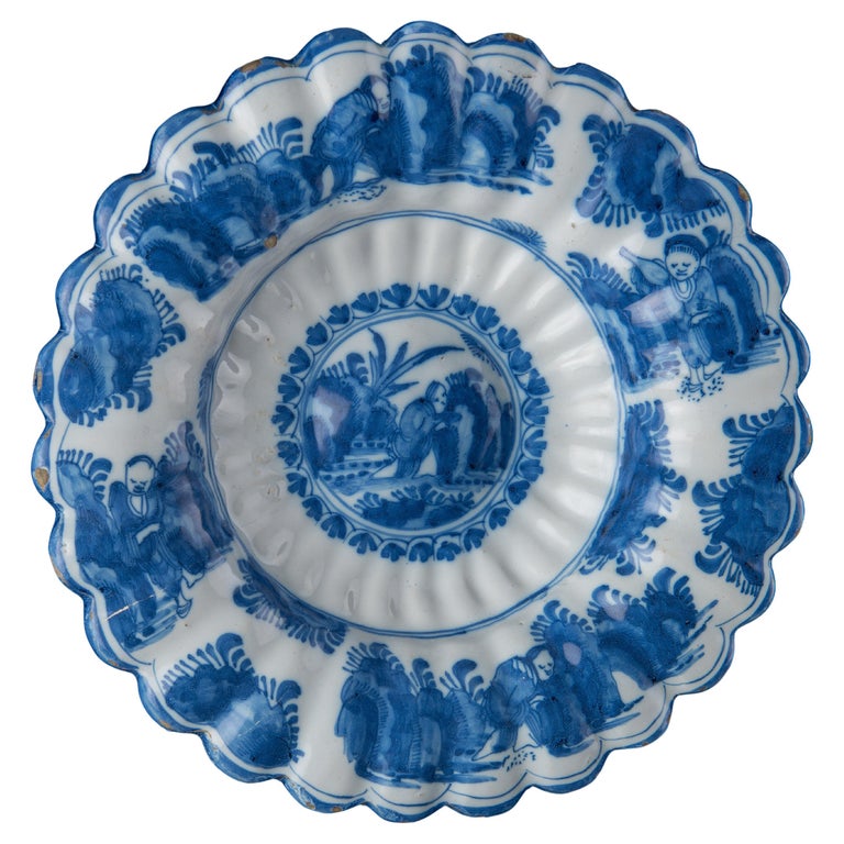 Blaue und weiße Chinoiserie-Liegeschale, Delfter Porzellan, 1650-1680 ...