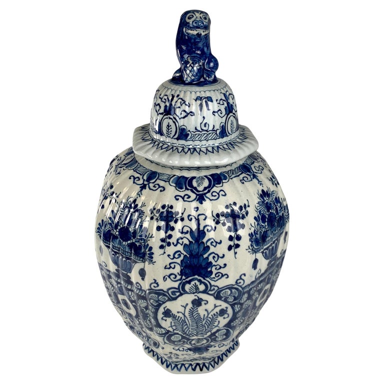 Blue and White Delft Jar Hand-Painted, Circa 1780 For Sale at 1stDibs
