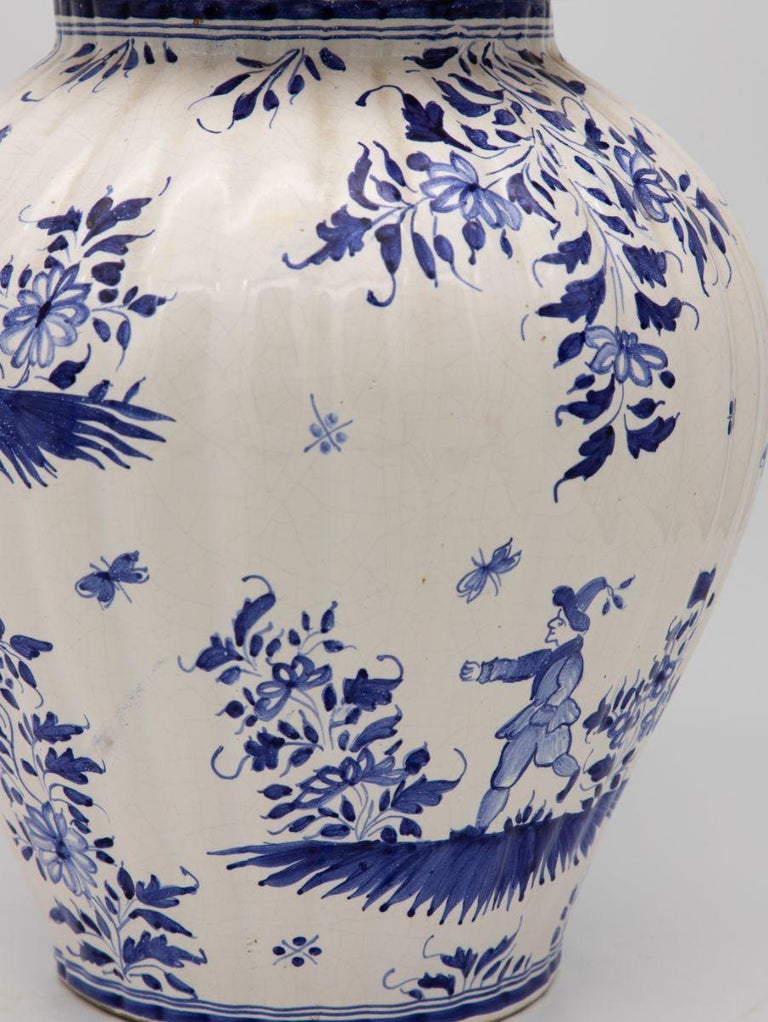 Blue and White Jar with Bird Figure For Sale at 1stDibs