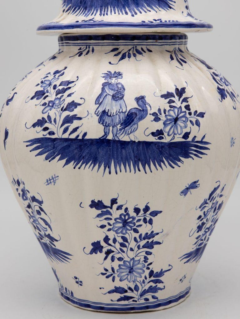 Blue and White Jar with Bird Figure For Sale at 1stDibs