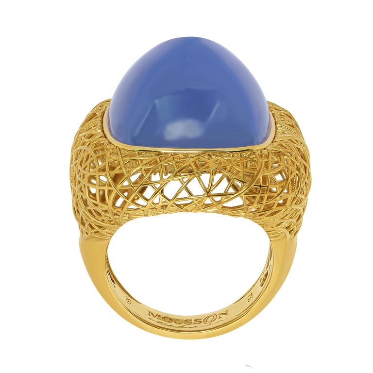 Blue Chalcedony 27.41 Carat 18 Karat Yellow Gold Rolling Stones Ring ...