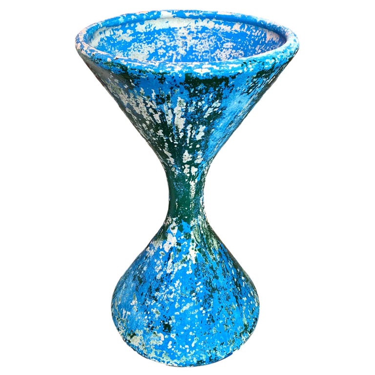 Blue Diabolo Hourglass Planter by Willy Guhl at 1stDibs