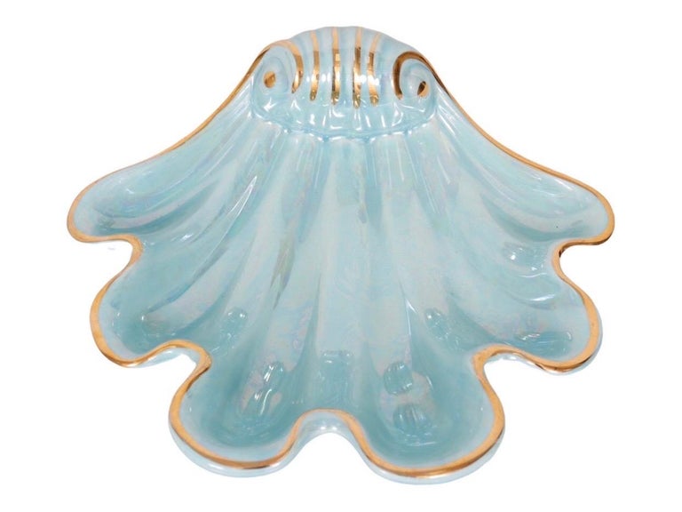 Blue and Gilt Ceramic Clam Shell Soap Dish For Sale at 1stDibs