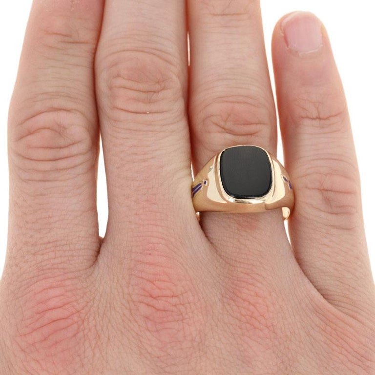 Blue Lodge Onyx Ring, 10k Gold Masonic Trowel and Plumbline For Sale at ...