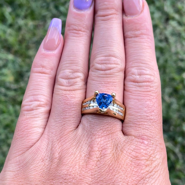 Blue Purple Trilliant Tanzanite and Diamond Ring-18k Yellow Gold For ...