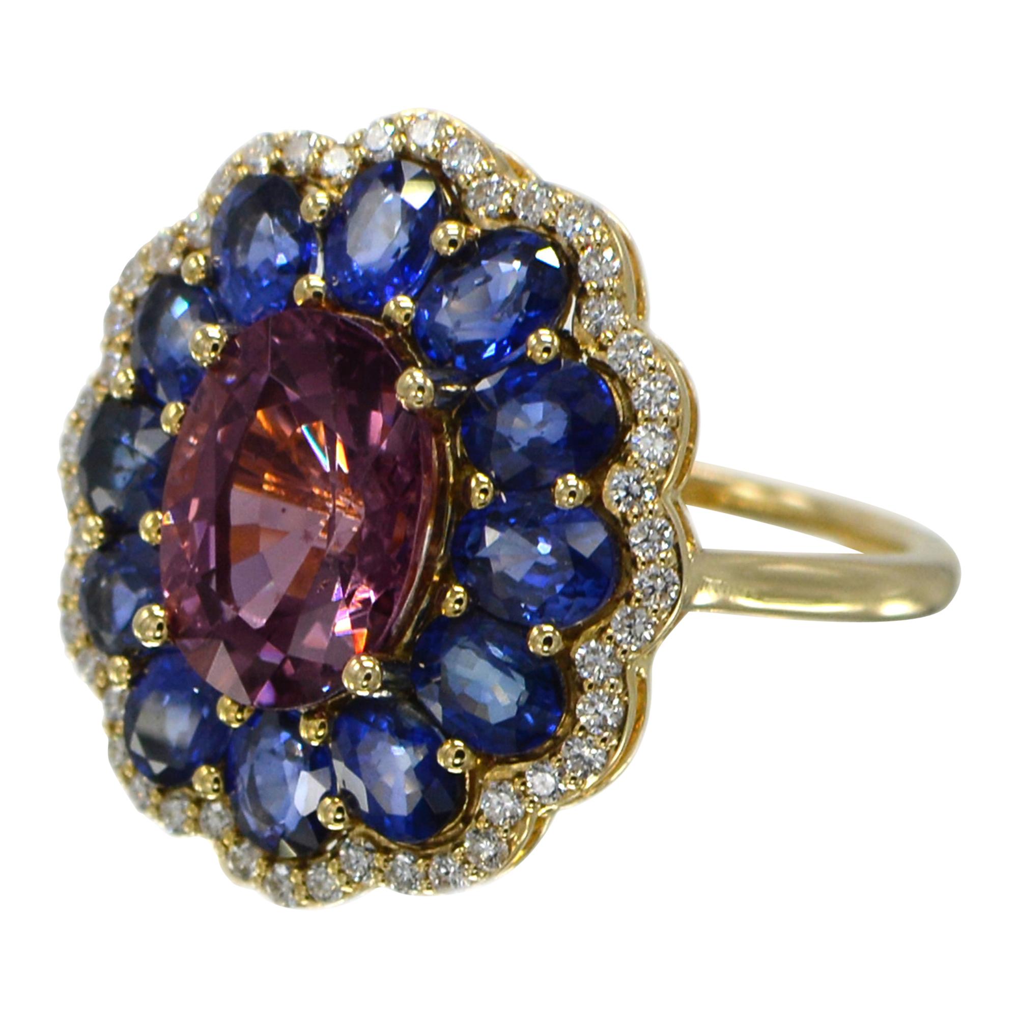 Spinel Gold Cluster Ring For Sale at 1stDibs
