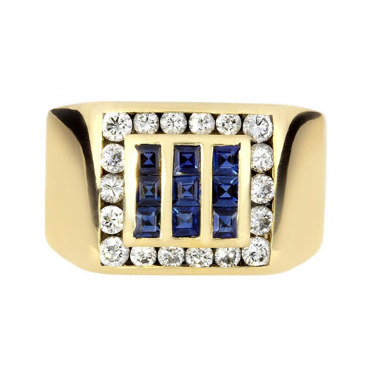 Blue Sapphire and Diamond 18K Square Halo Ring For Sale at 1stDibs