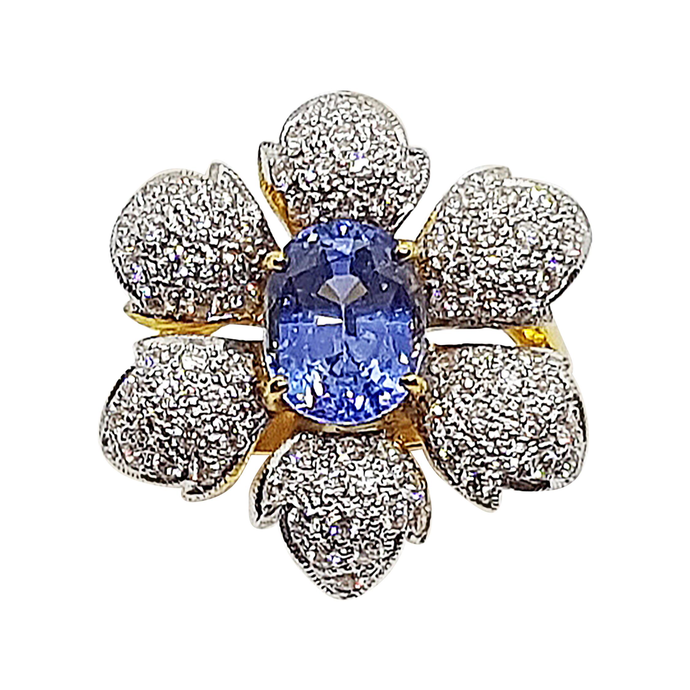 High 18 Karat Flower Setting with Diamonds Ring For Sale at 1stDibs ...