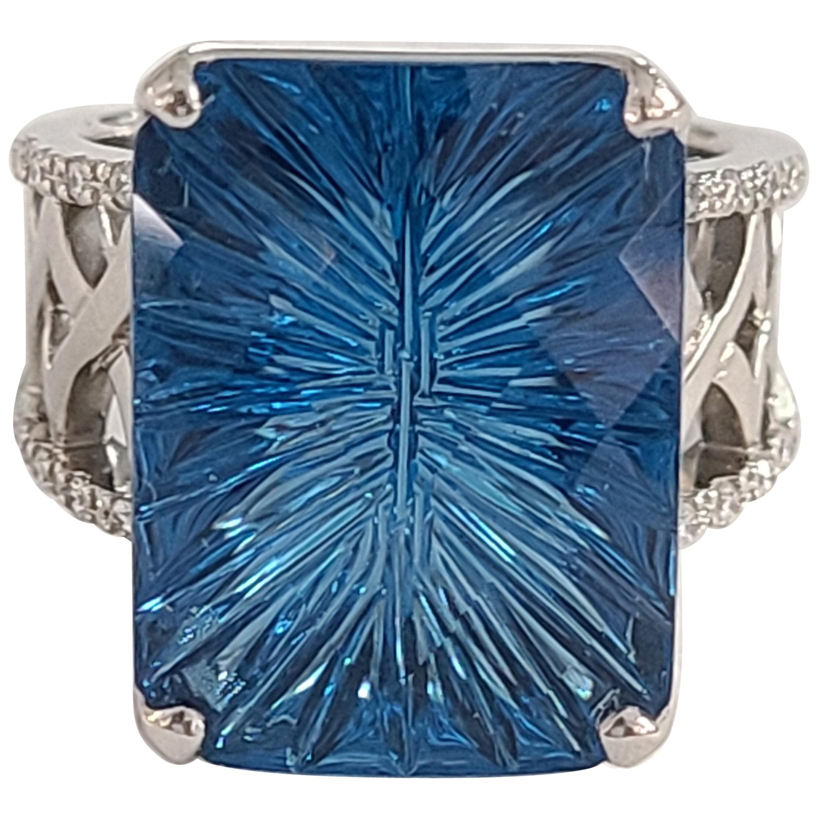 Platinum PT900 Blue Sapphire Ring with Diamonds For Sale (Free Shipping ...