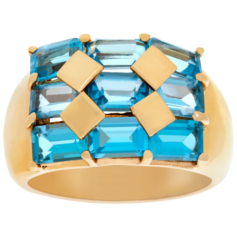 Blue Topaz Checkered Ring in 18k Yellow Gold For Sale at 1stDibs